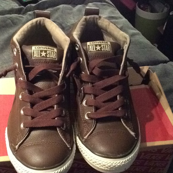 Converse | Shoes | Converse Mid Rise | Poshmark